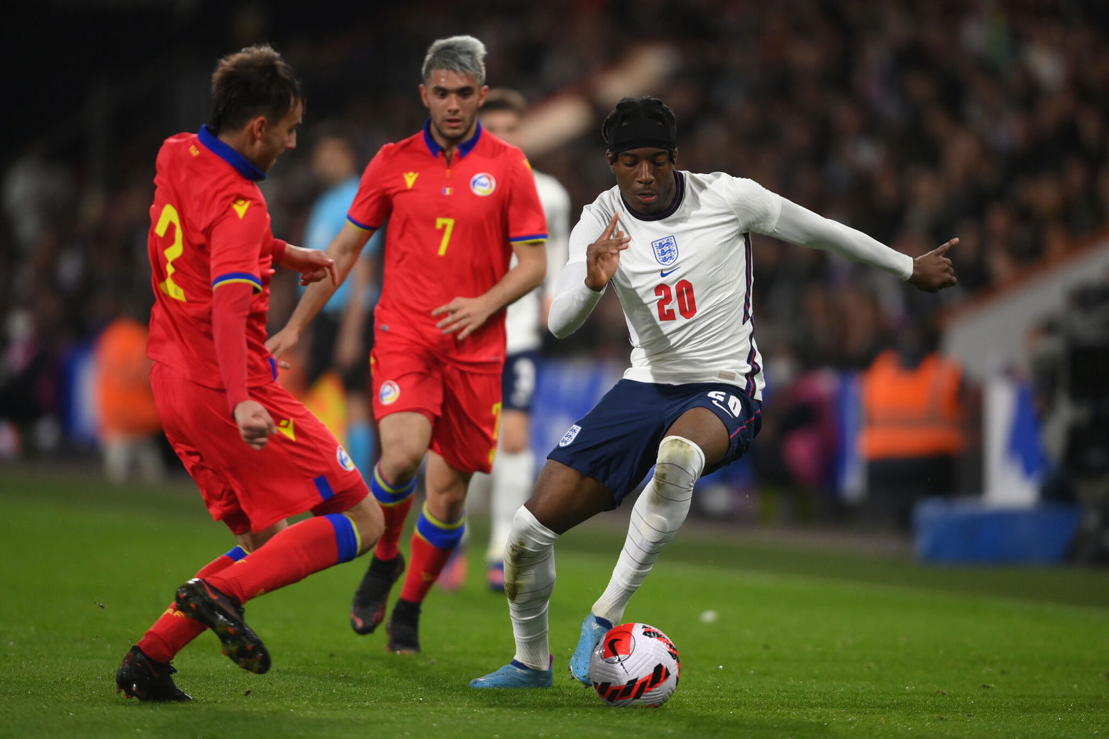 Player Profile: Who is Noni Madueke and what can he bring to Chelsea?